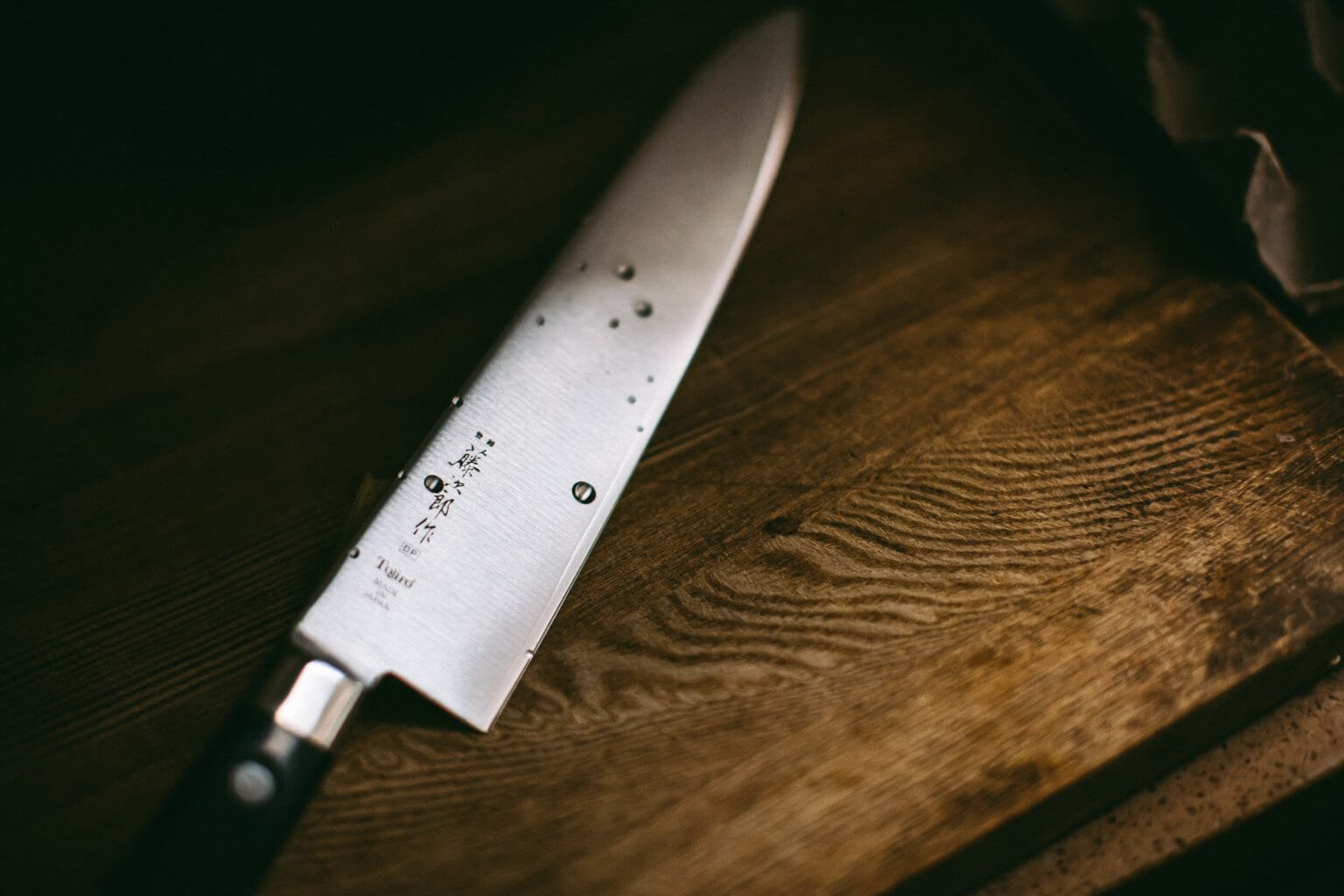 The Conclusive Guide on How to Use a Kitchen Knife (and Other Types of ...