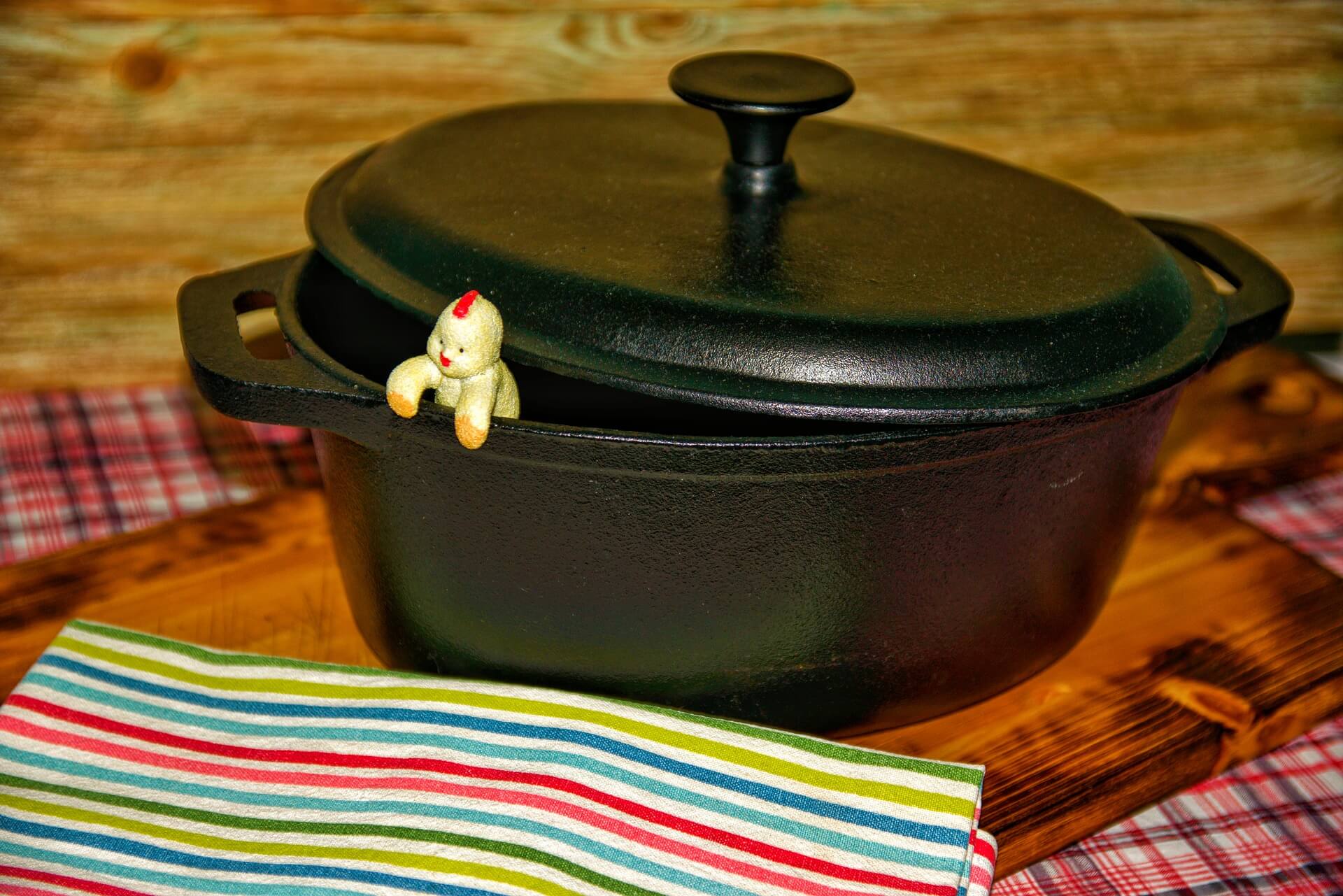 10 Best Dutch Oven 2020 - Reviews & Buying Guide | Cookware Stuffs